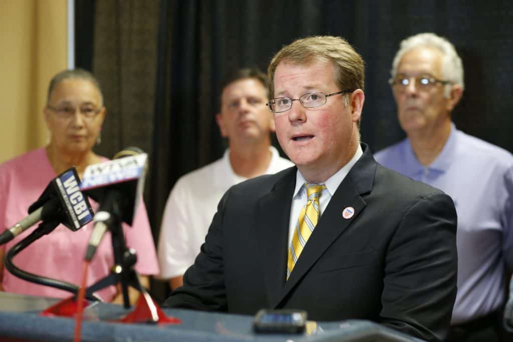 Tupelo mayor to issue 'shelter in place' order, lashes out at governor ...